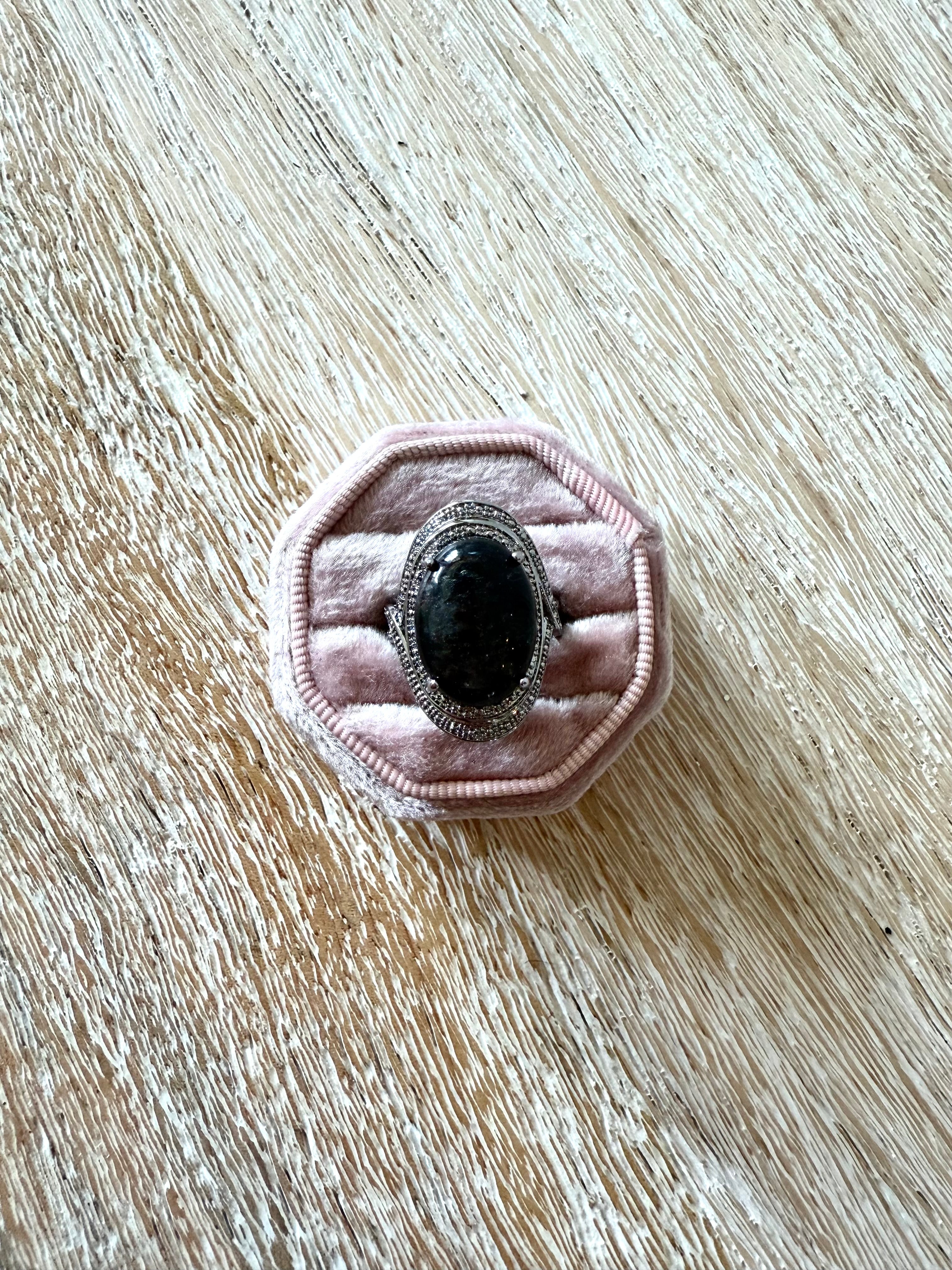 Steel Black Quartz Ring (7) – Fast is in the Past